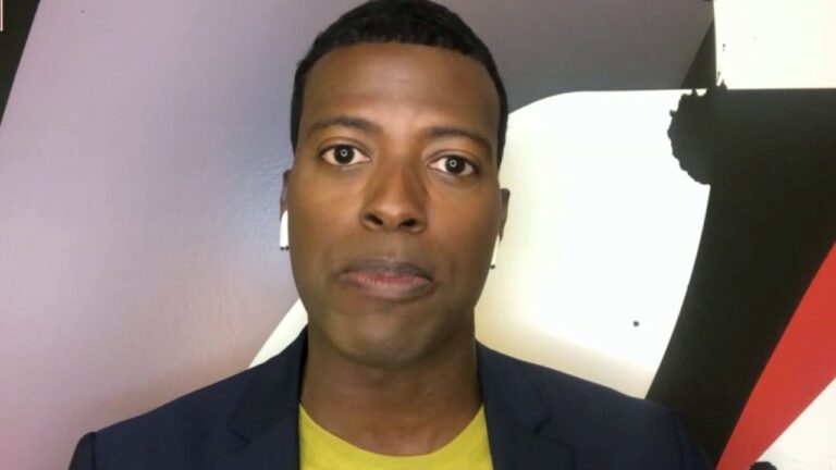 Rob Smith Net Worth, Age, Height, Weight, Early Life, Career, Dating ...