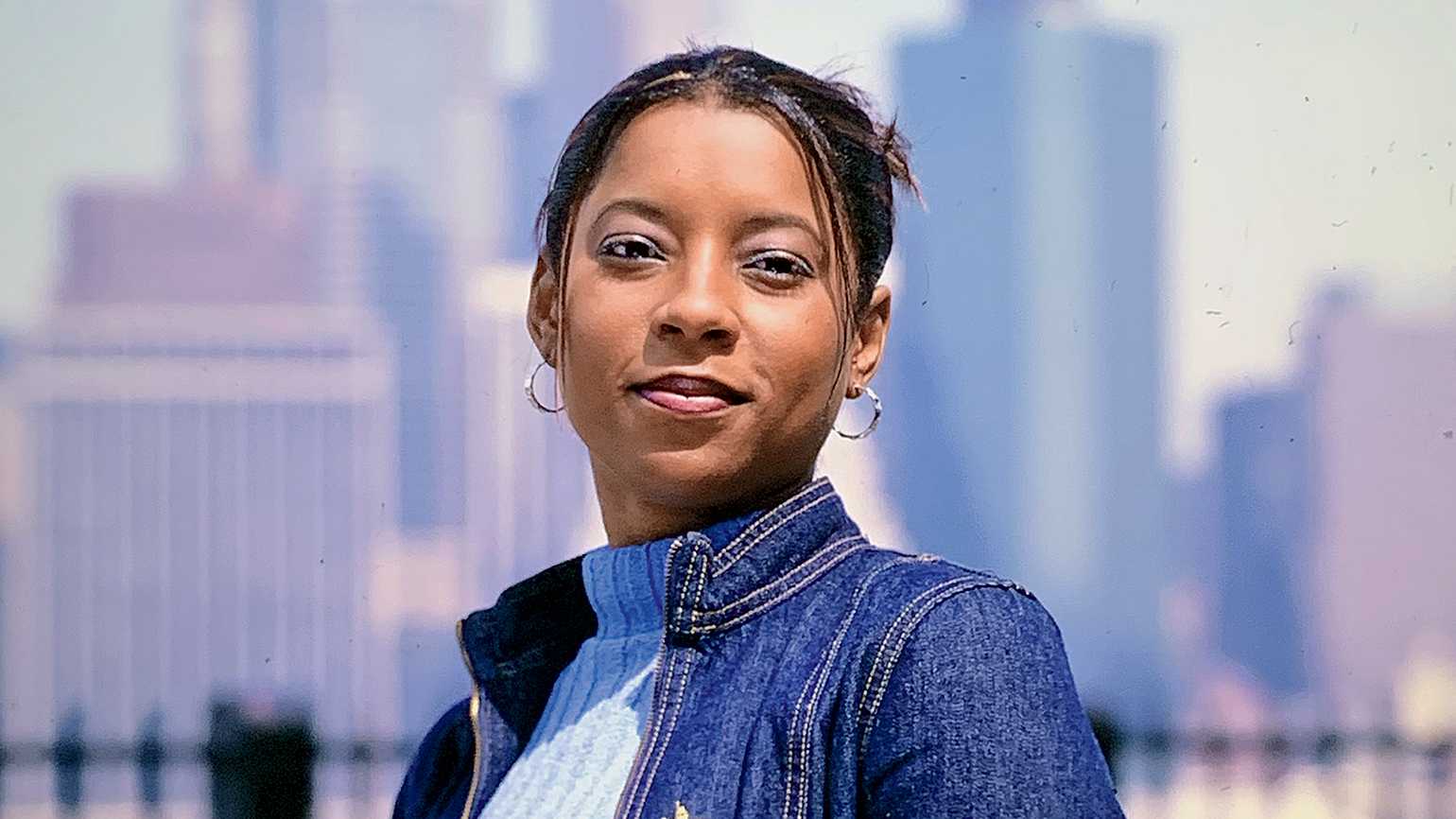 Genelle Guzman-Mcmillan Net Worth, Age, Height, Weight, Early Life ...