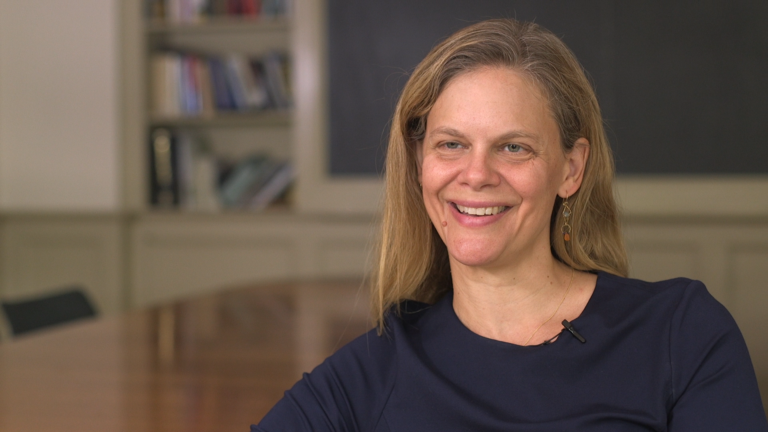 Beverly Gage Net Worth, Age, Height, Weight, Early Life, Career, Dating ...