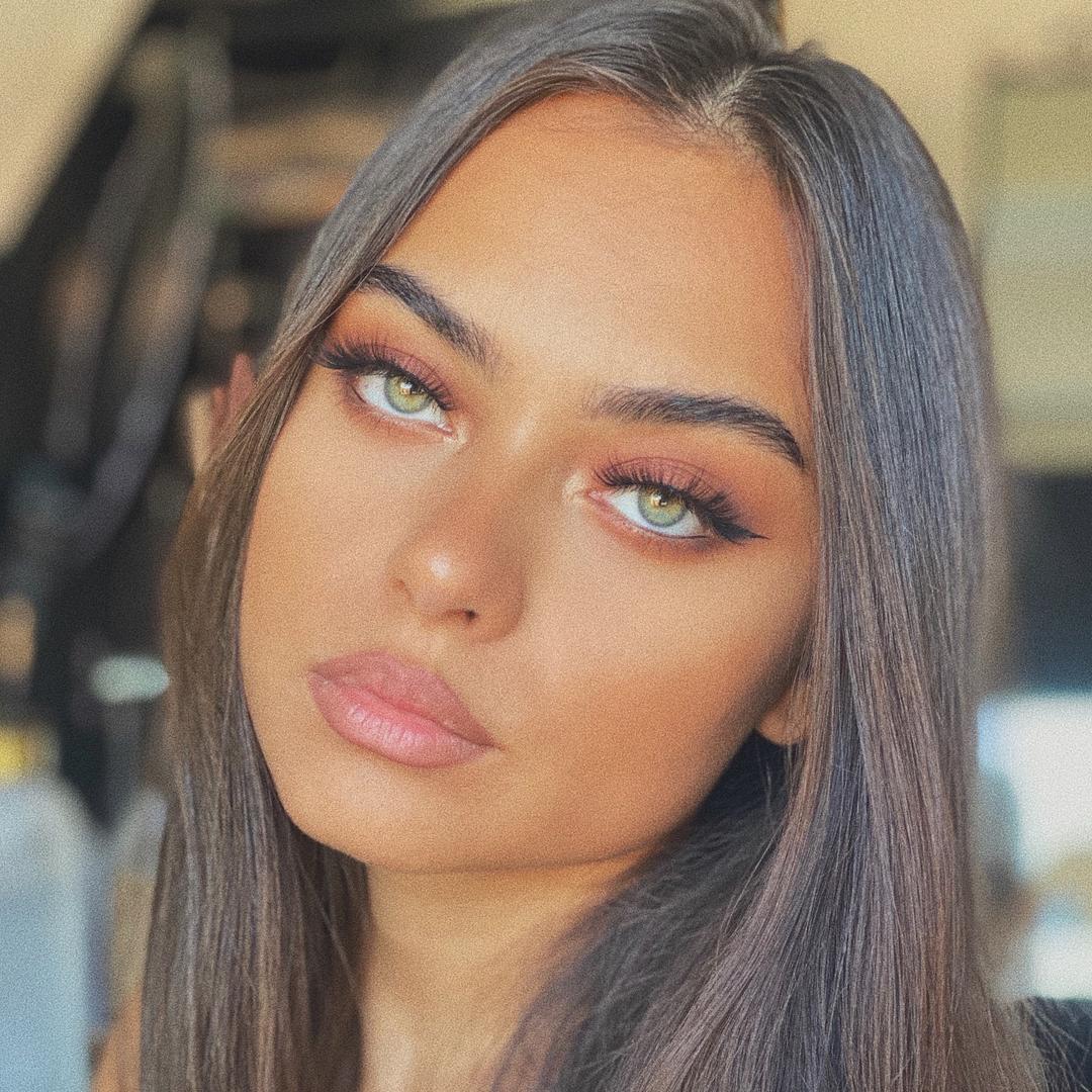 Gjuanita Net Worth, Age, Height, Weight, Early Life, Career, Dating ...