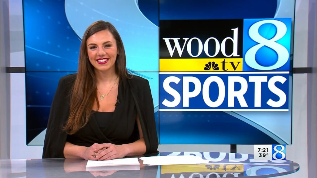 Annie Agar Net Worth, Age, Height, Weight, Early Life, Career, Dating ...