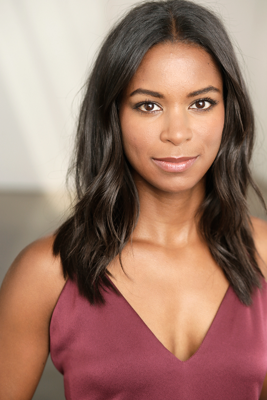 Caroline Harris Net Worth, Age, Height, Weight, Early Life, Career ...