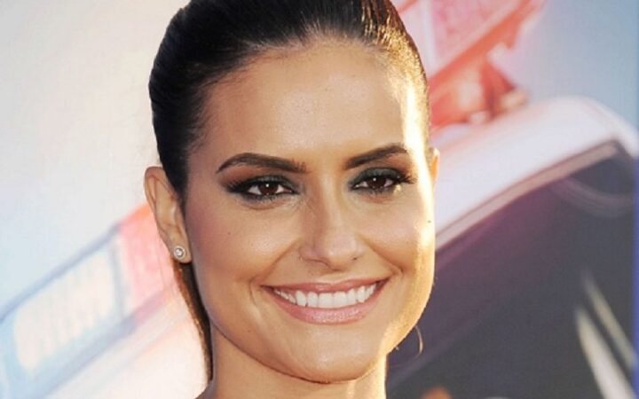 Samara Saraiva Net Worth, Age, Height, Weight, Early Life, Career ...