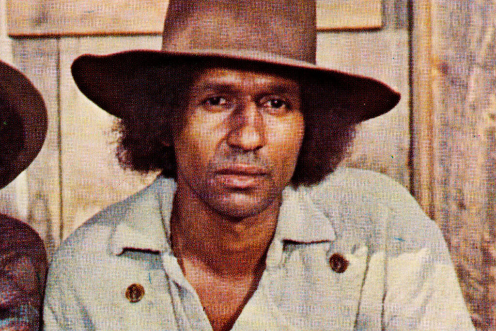 Max Julien Net Worth, Age, Height, Weight, Early Life, Career, Dating ...